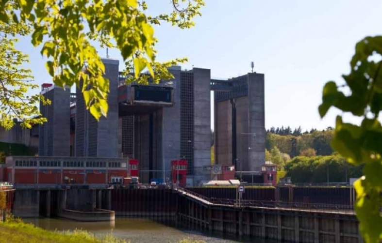 Schiffshebewerk von Scharnebeck - Scharnebeck